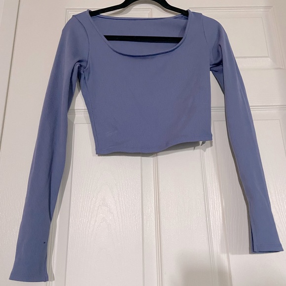 ALO Yoga | Tops | Alo Yoga Alosoft Ribbed Show Stopper Long Sleeve Top ...